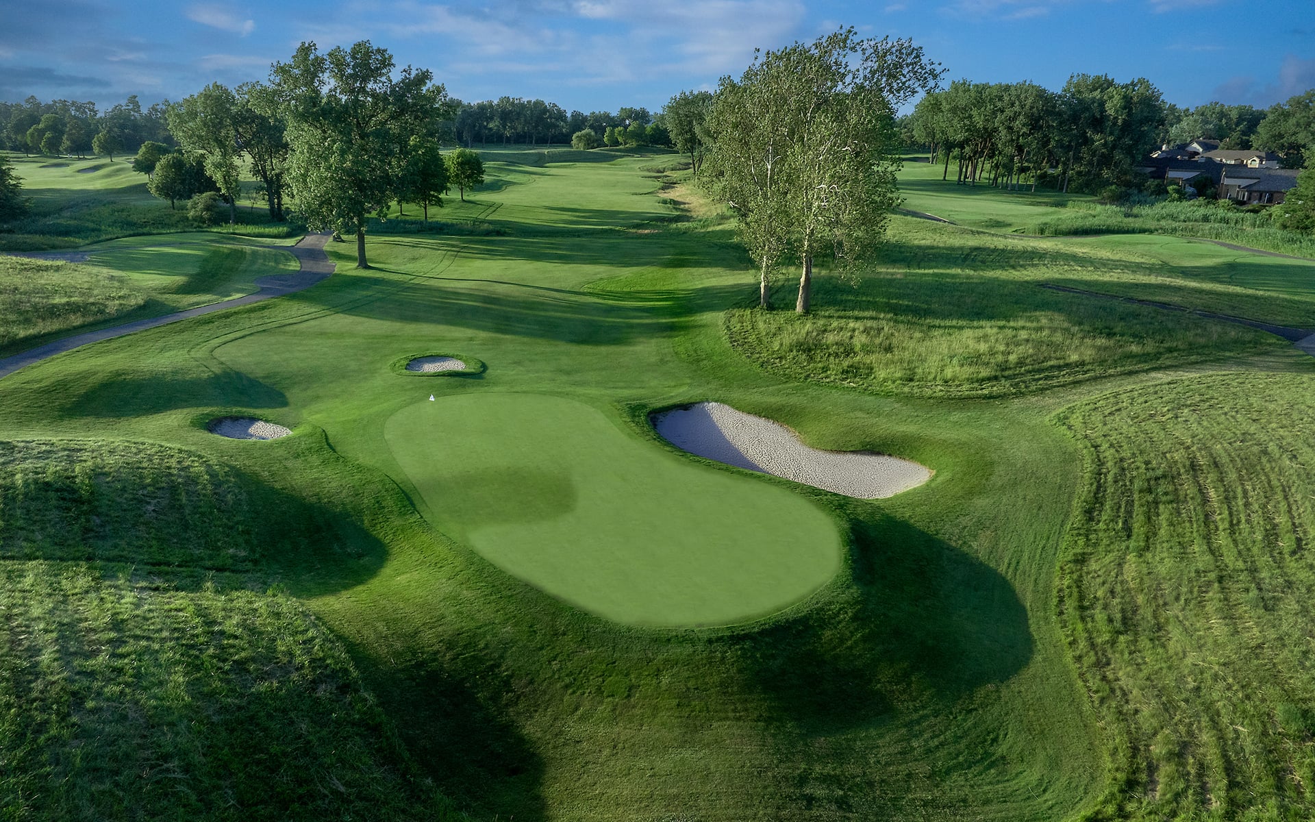 Amenities | TPC Michigan | Dearborn, MI | Invited
